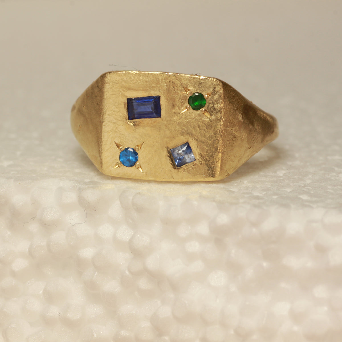 blue signet ring – bonus prize