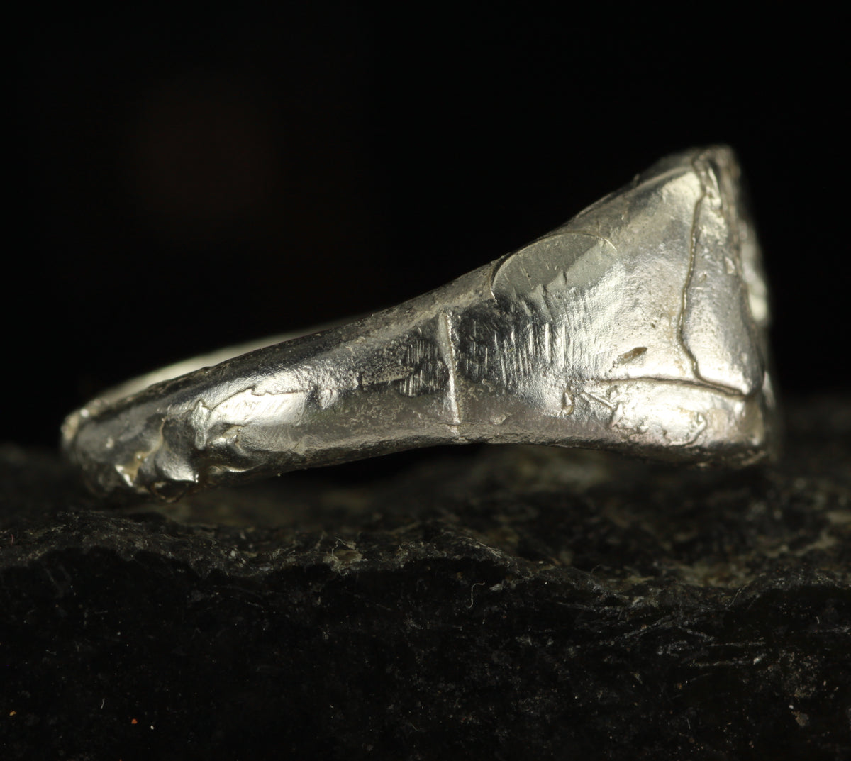 Cave ring – bonus prize